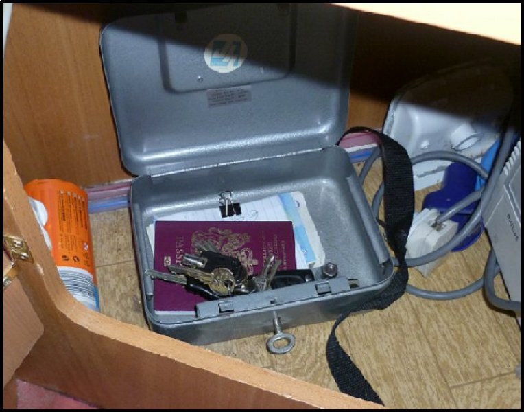 Fitting a strong box | jondogoescaravanning.com